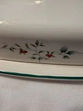 Pfaltzgraff | Kitchen | Pfaltzgraff Winterberry Covered Butter Dish ...